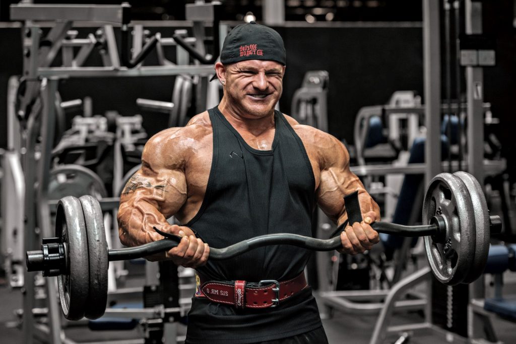 4 Kez 212 Olympia Şampiyonu Olan Flex Lewis'in 20 Kol Antrenmanı Sırrı ...